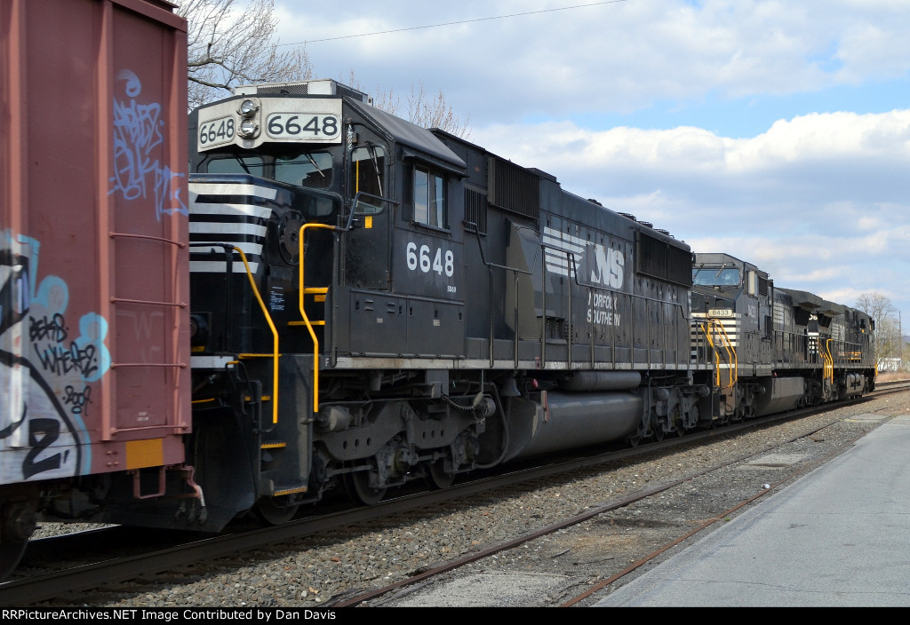 NS SD60 6648 third out on 16T